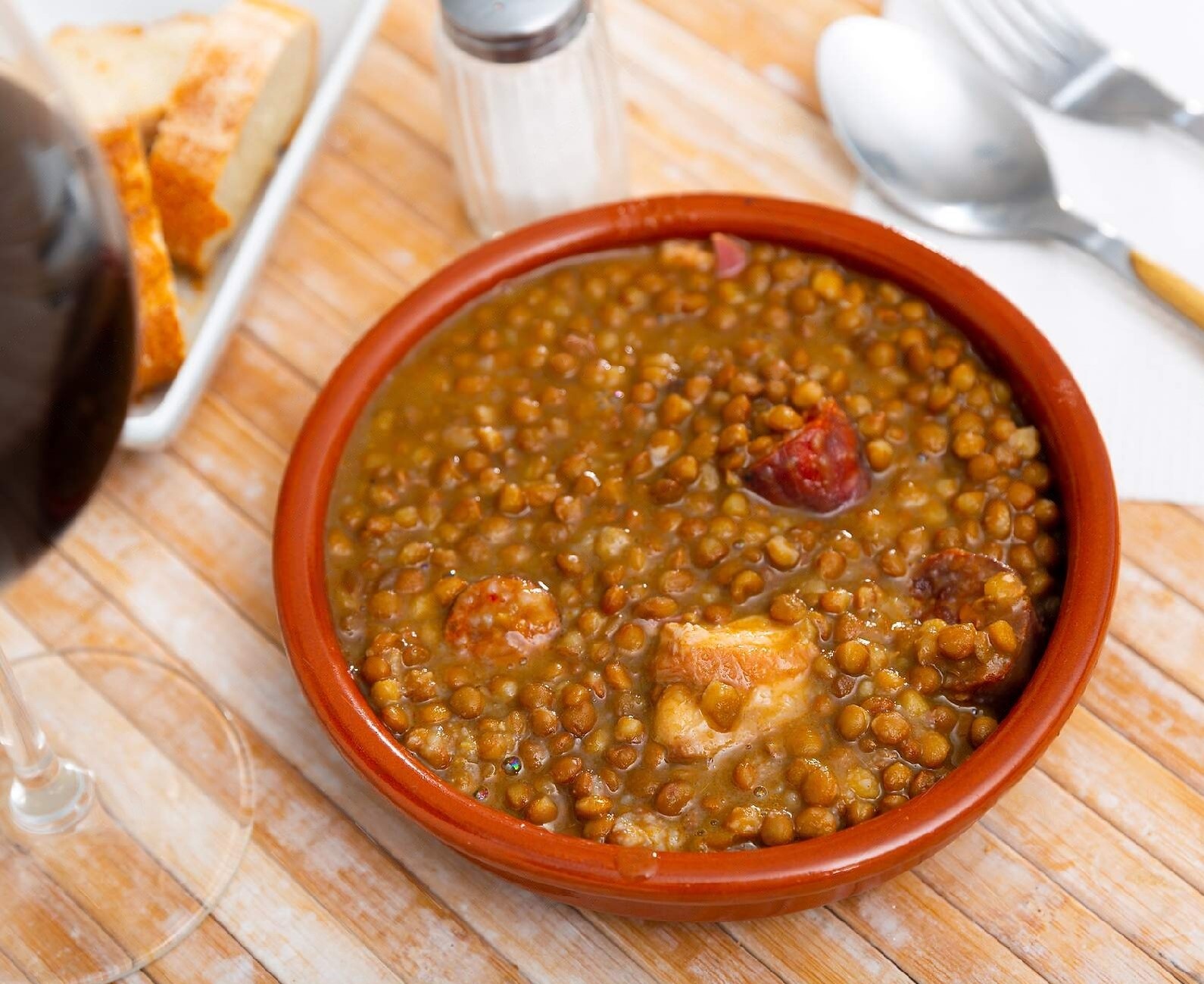Receta de lentejas con chorizo: fácil y rápida - Delicias en Casa